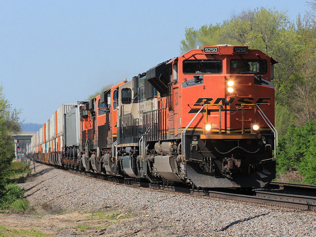 BNSF 9250